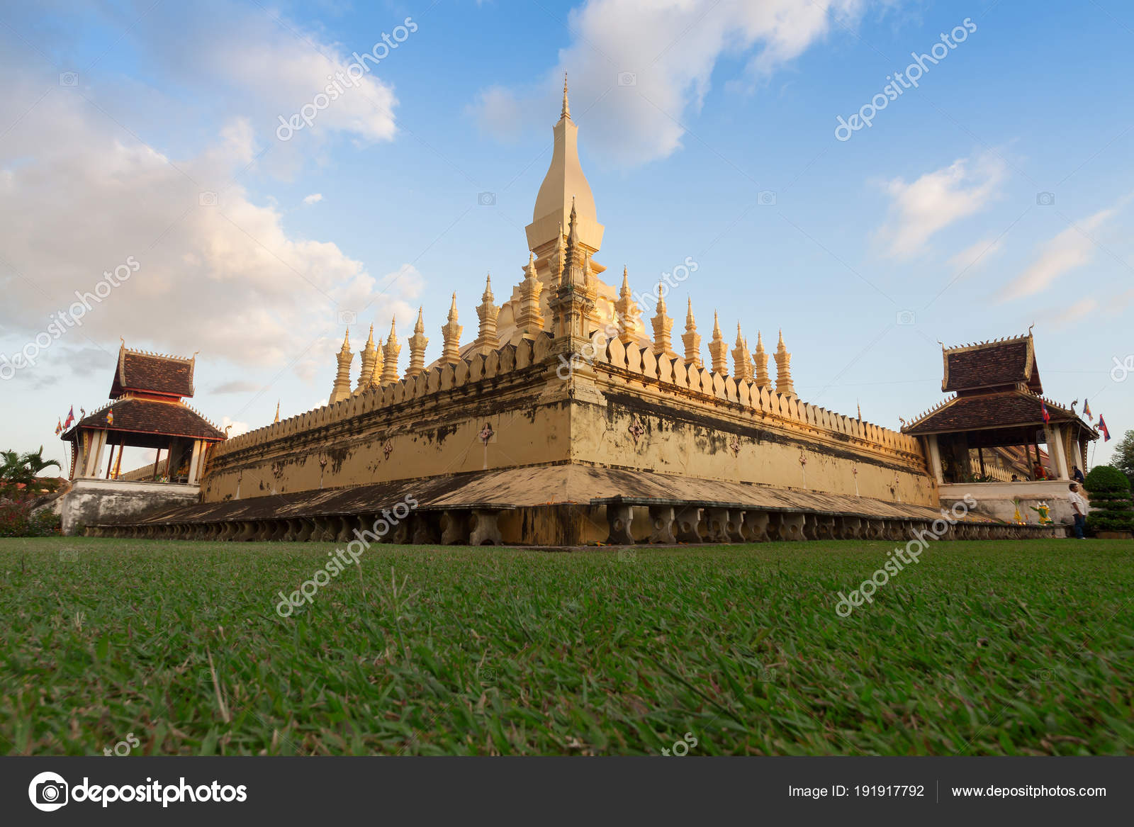 Wat Phra That Luang — Stock Photo © Teerapon1979 #191917792