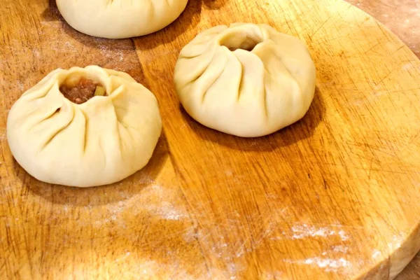Red meat dumpling ring images libres de droit, photos de Red meat ...