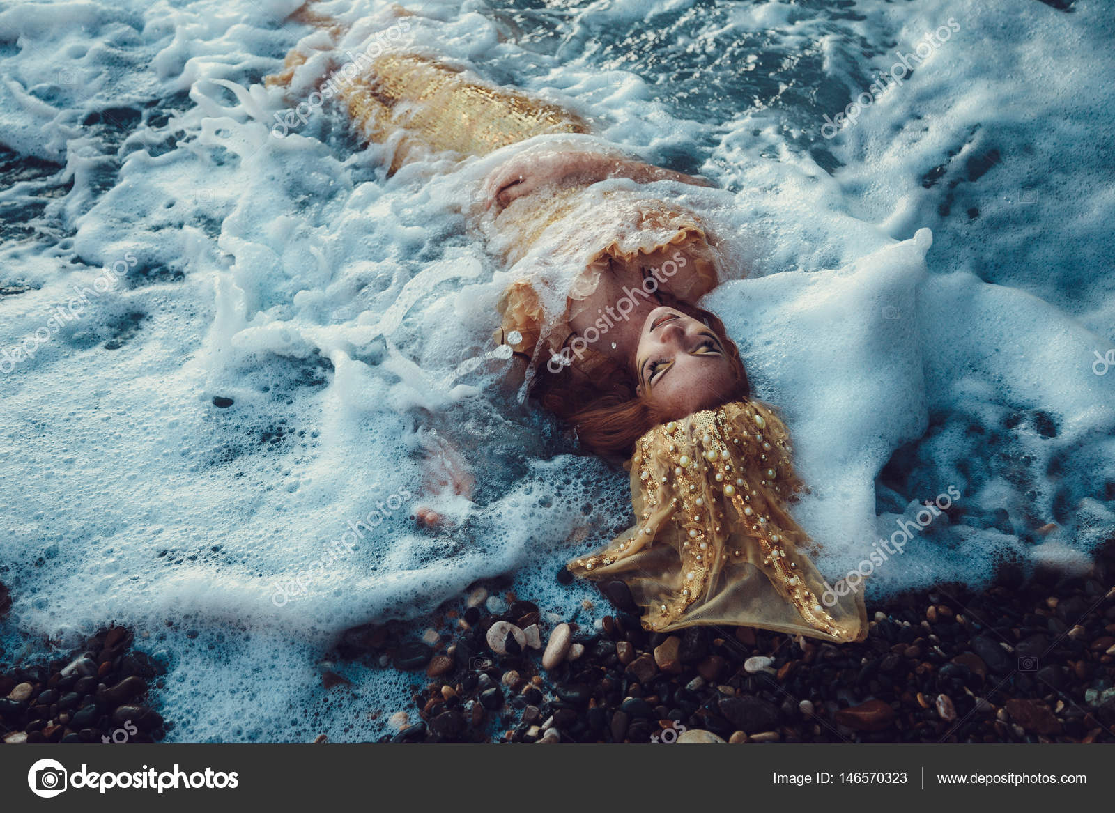 Mermaid swimming in sea — Stock Photo © Selenittt #146570323