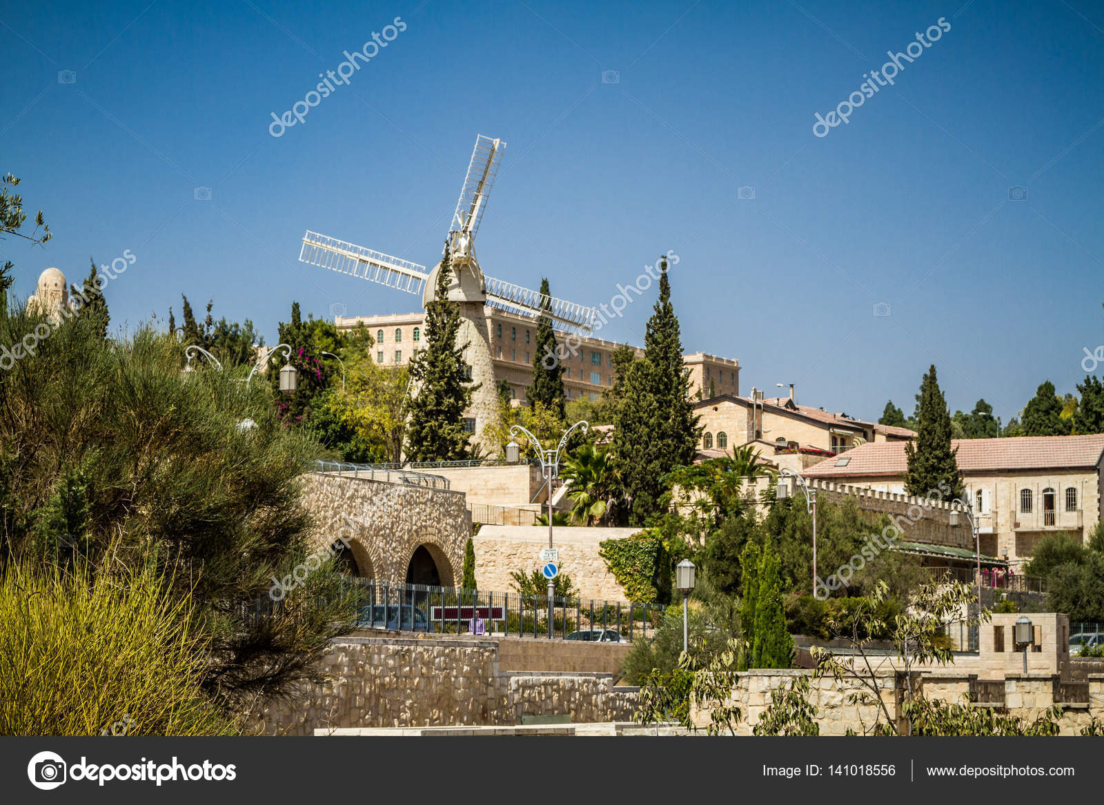 Montefiore Windmill in Jerusalem, Israel — Stock Photo © alefbet #141018556