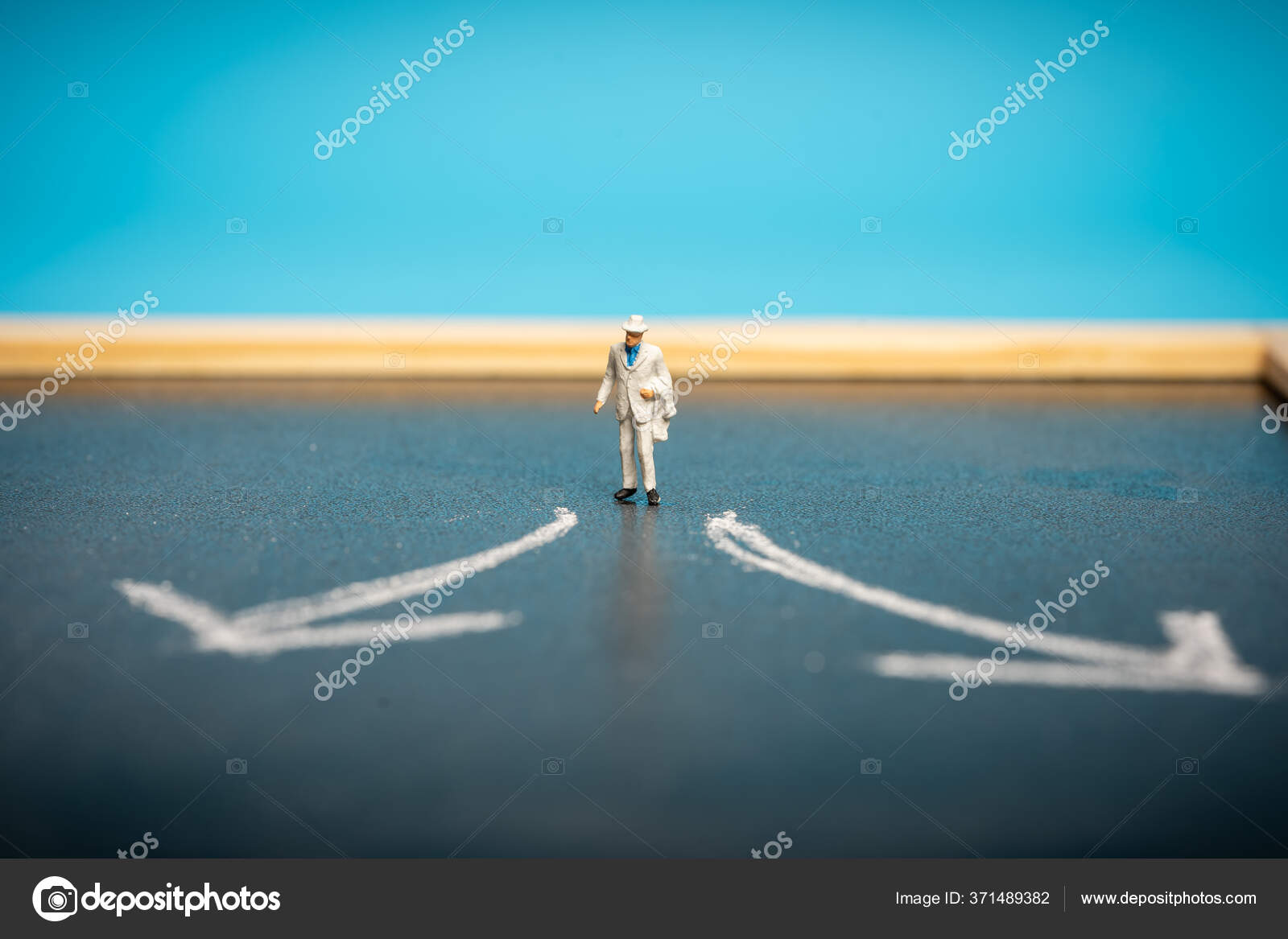 Business Concept Decision Making Miniature Man Chalkboard Two Arrows ...