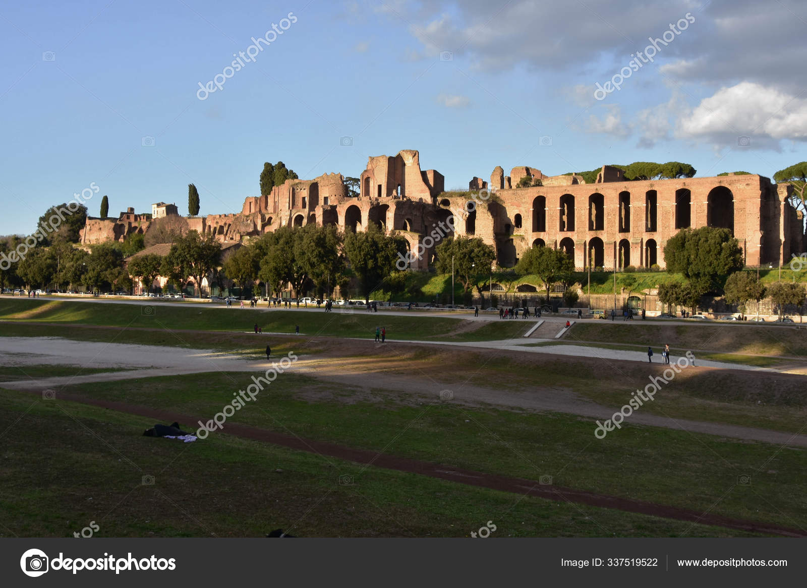 The largest racecourse in history - Massimo Circus — Stock Editorial ...