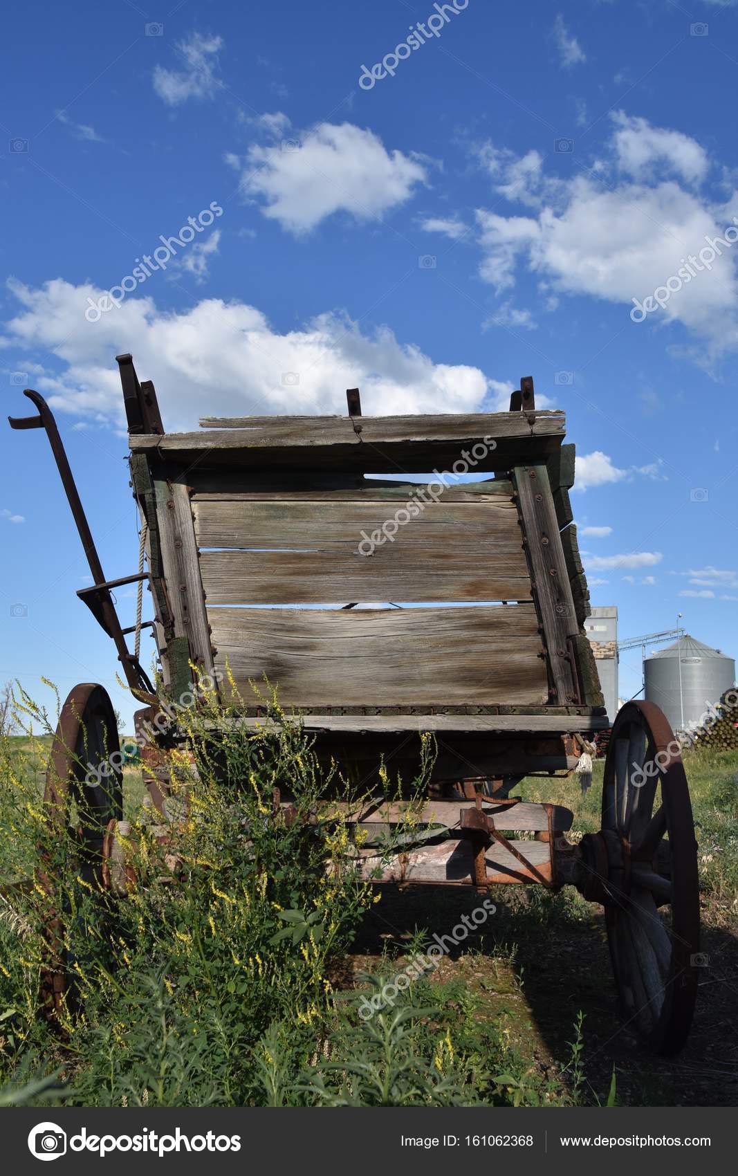 Back of an old rickety wood wagon ⬇ Stock Photo, Image by © fiskness ...