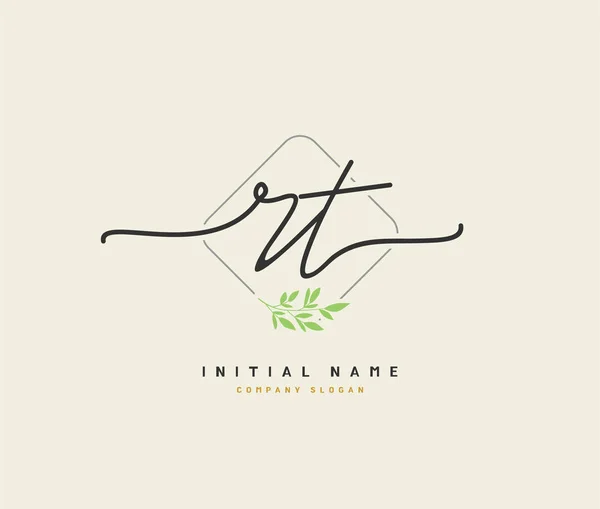 Inisial rt Vector Art Stock Images | Depositphotos