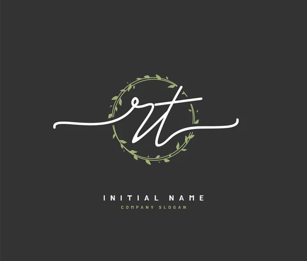 Inisial rt Vector Art Stock Images | Depositphotos