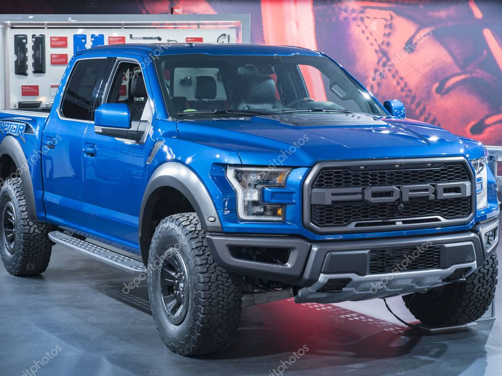 DETROIT, EE.UU. - 15 DE ENERO DE 2018: Ford Raptor en exhibición ...