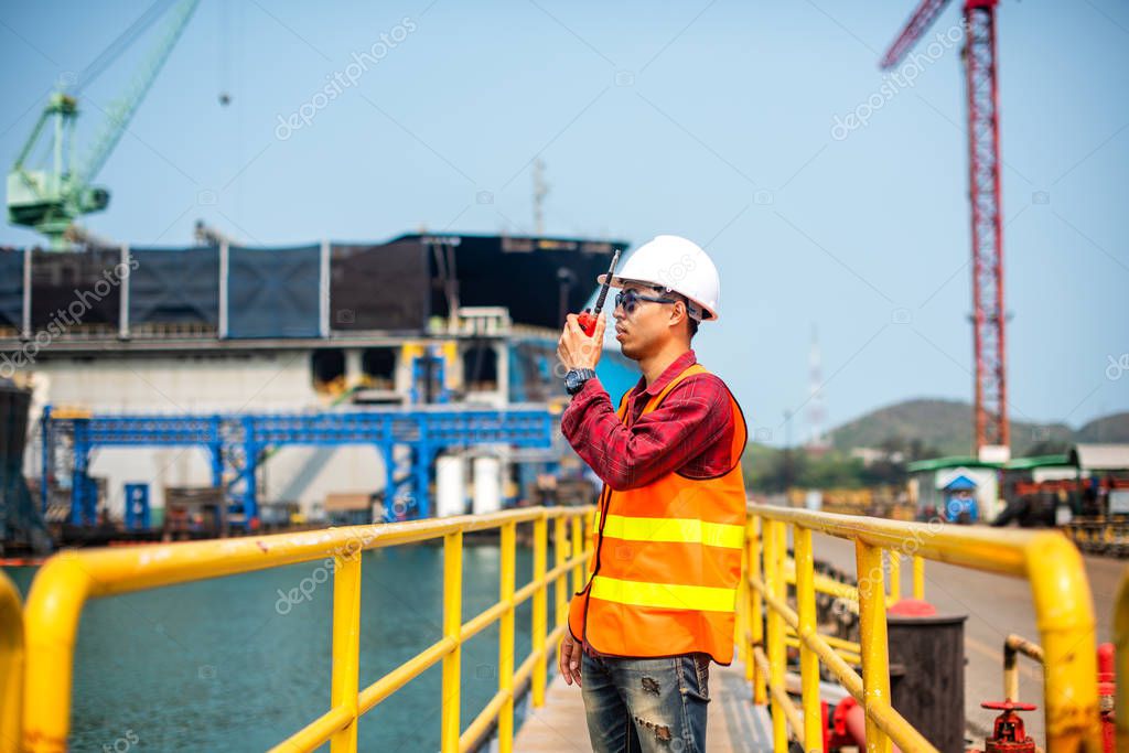 capataz, supervisor, controlador portuario, jefe de carga encargado de ...