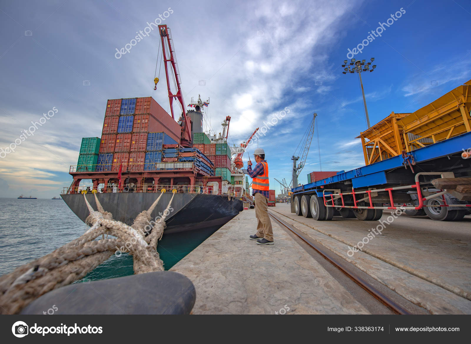 Loading Discharging Operation Container Ship Vessel Port Takes Control ...