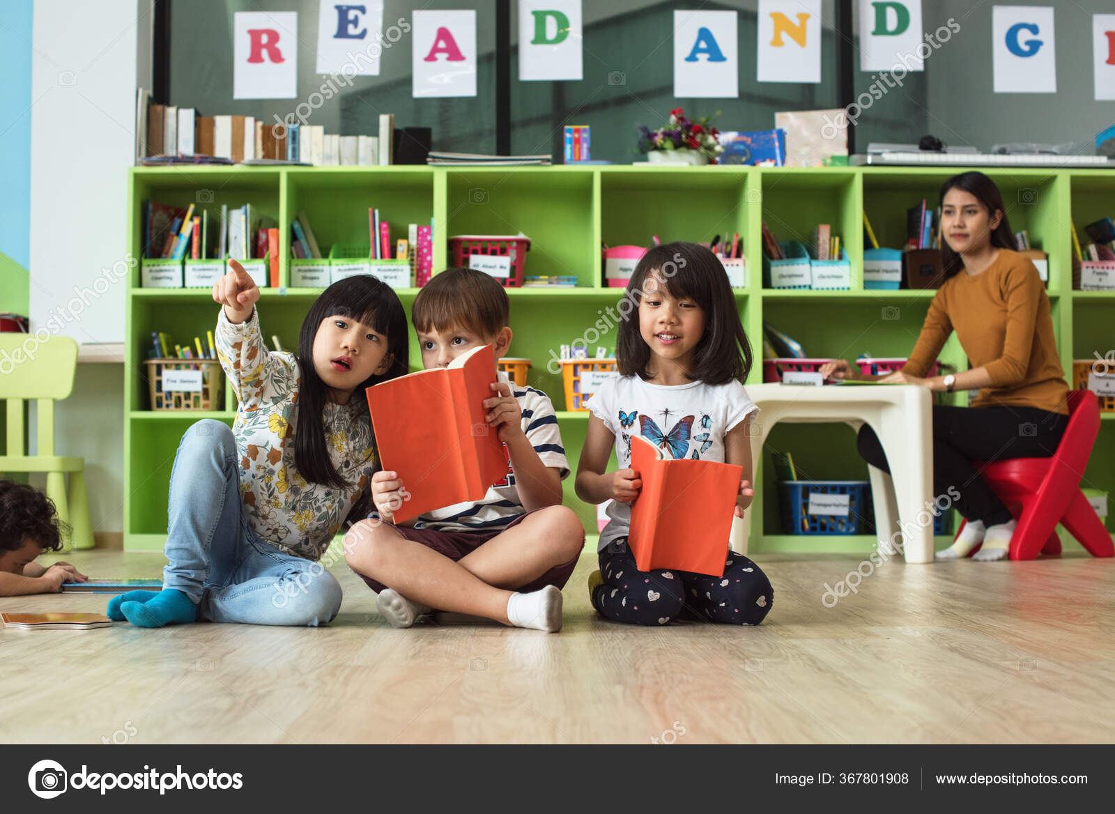 Preschool Kids Kindergarten Learning Playing Playing Room Together ...