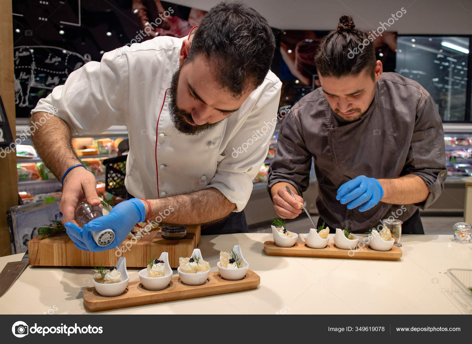 Chefs Arranging Appetizers Wooden Plate Serving Teamwork Kitchen Amuse ...