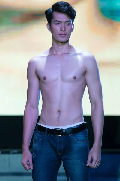 Filipino male model Stock Photos, Royalty Free Filipino male model ...