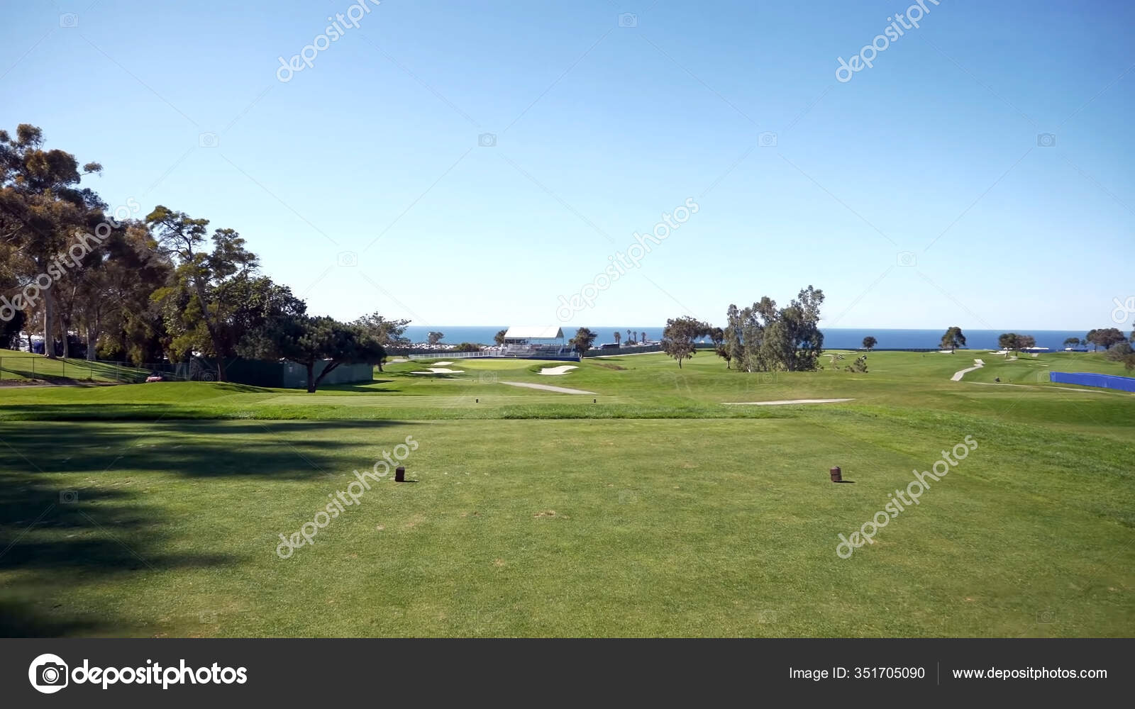 Beautiful Golf Course Golf Course Golfers Stock Photo by ©BZA 351705090