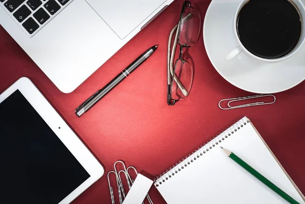 Red workspace Stock Photos, Royalty Free Red workspace Images ...