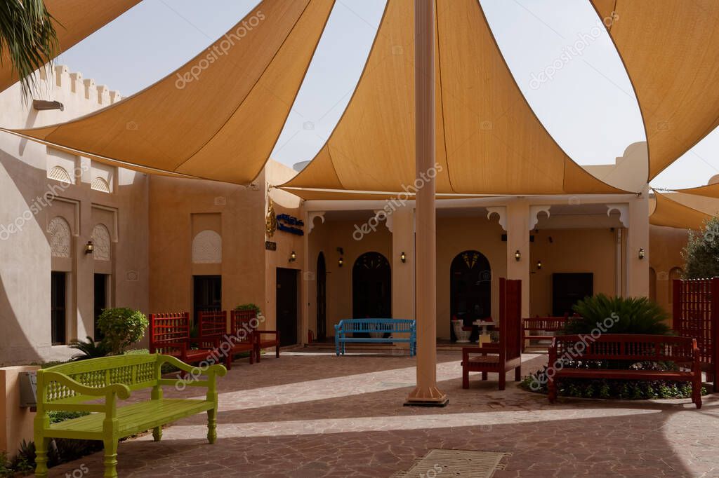 Doha, Qatar-4 / 5 / 2016: Katara Culture Village. Un complejo de arte y ...