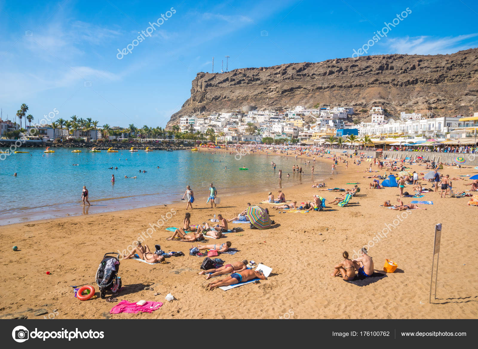 Beautiful beach of Playa del Mogan, Puerto de Mogan - Gran Canar ...
