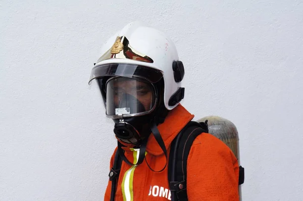 Fireman Officer Full Fire Fighting Equipment Standing Fire Engine ...