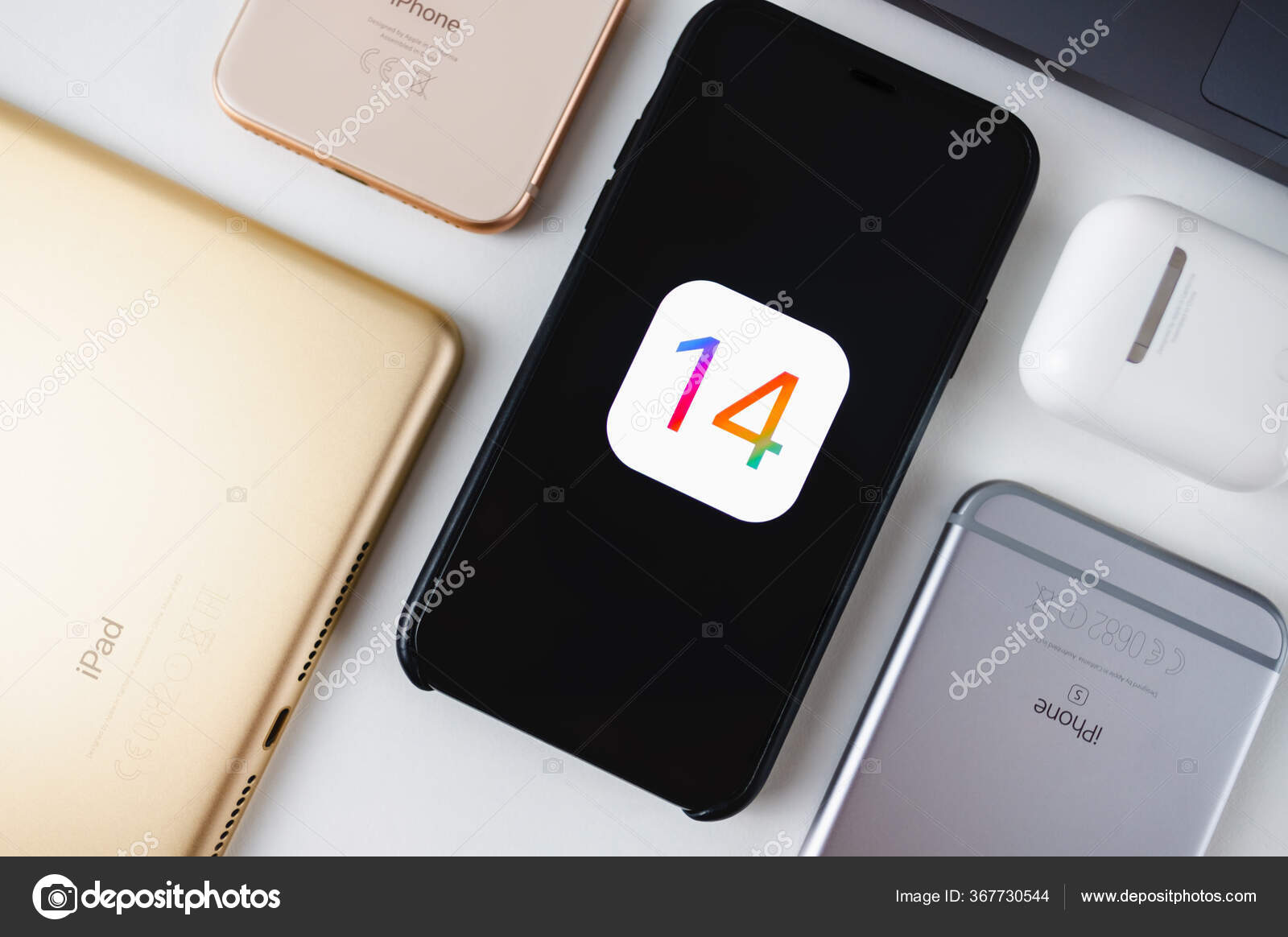 IPhone with iOS 14 logo on the screen. – Stock Editorial Photo ...