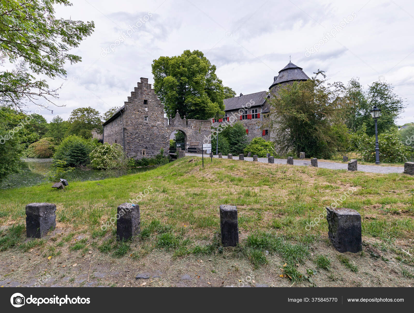 Ratingen View Maingate Huge Tower Castle Haus Zum Haus Own — Stock ...