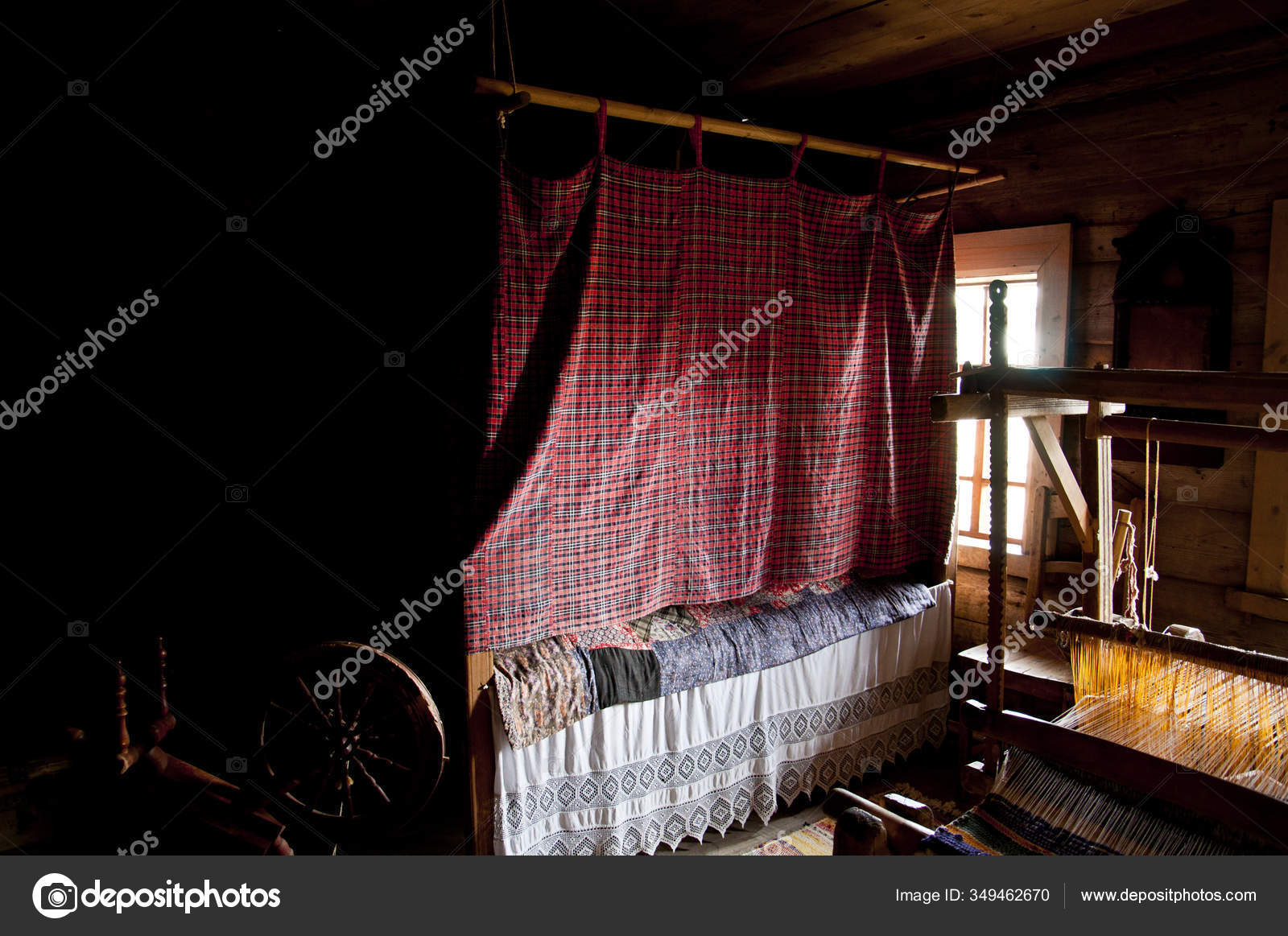 Old Russian Ancient Medieval Bedroom Wooden Hut — Stock Photo © delilim ...