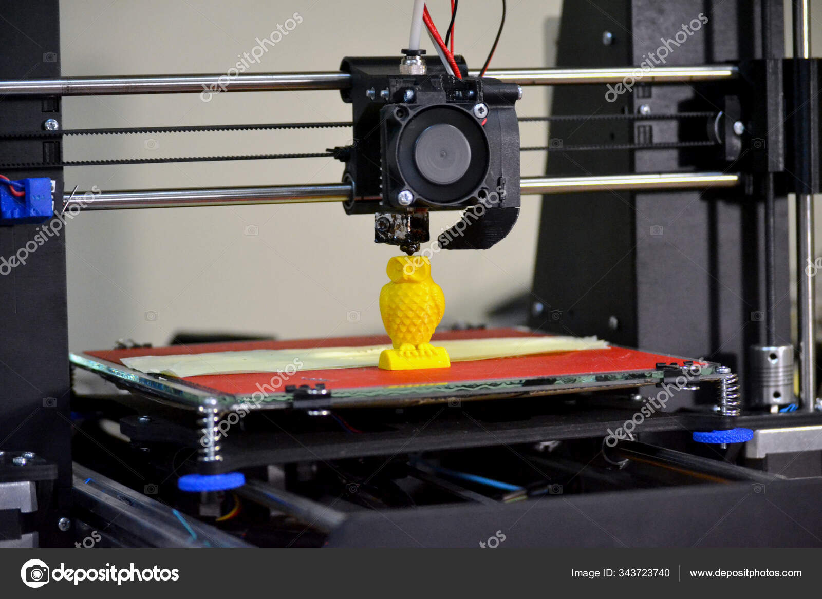 Modern 3D printer printing figure close-up. — Stock Photo © Marina1408 ...