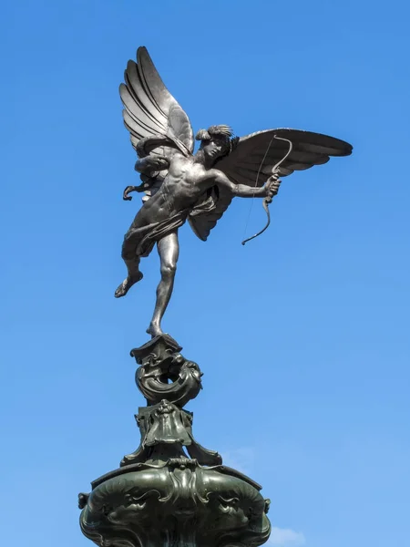 Statue d’Éros, le Dieu mythologique grec de l’amour au Mémorial de ...