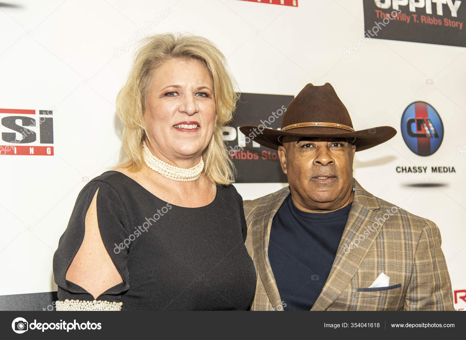 Willy Ribbs Wife Stephanie Attends Uppity Willy Ribbs Story Los – Stock ...