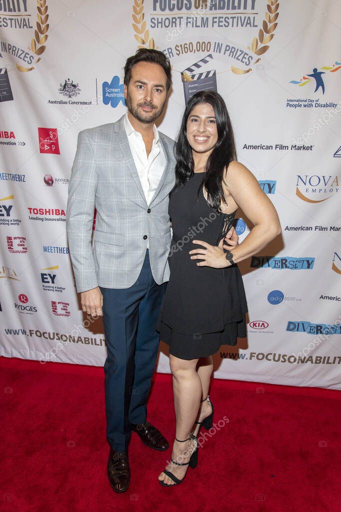 Nick Hardcastle, Jessica Orcsik asisten a Focus on Ability USA Charity ...