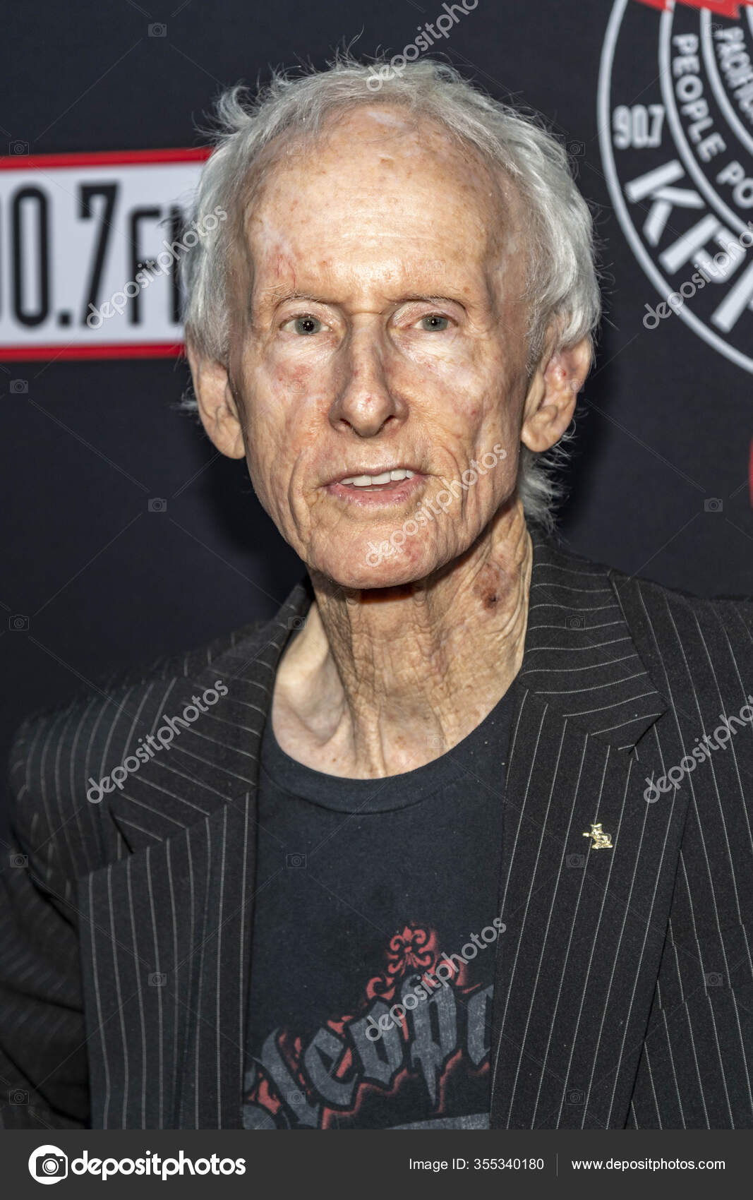 Robin Krieger's Instagram, Twitter & Facebook on IDCrawl