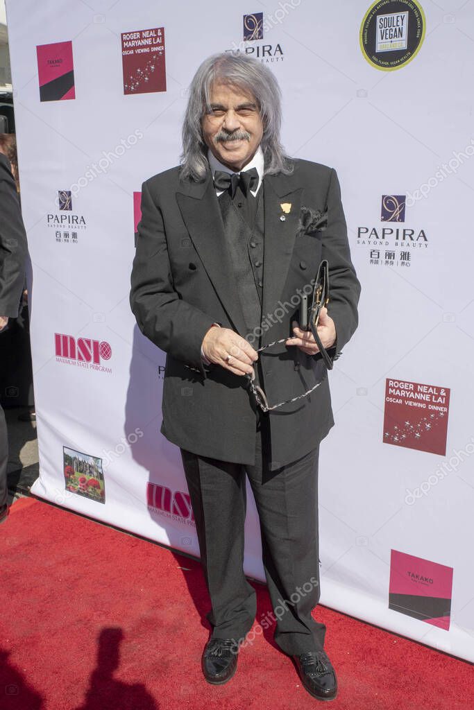 David Harrison Levi asiste a The 4th Annual Roger Neal Oscar Viendo los ...