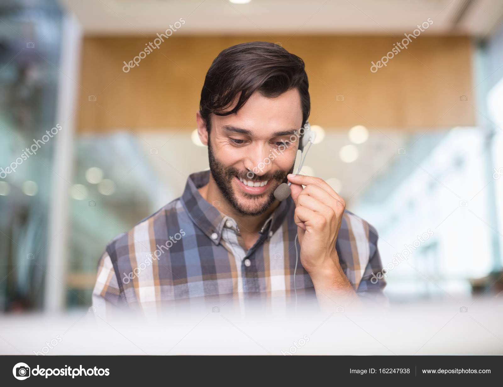 Customer care representative man Stock Photo by ©vectorfusionart 162247938