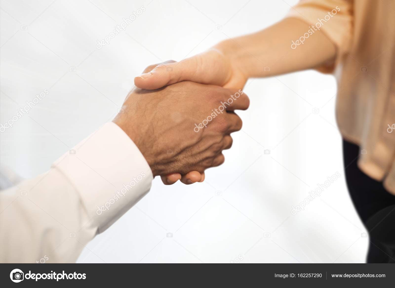 People shaking hands Stock Photo by ©vectorfusionart 162257290