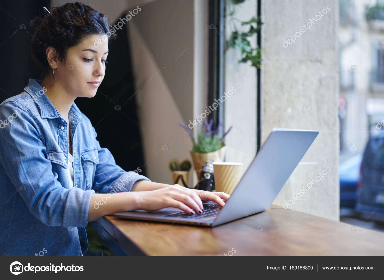 Female Copywriter Working Freelance Modern Computer Sitting Coffee Shop ...