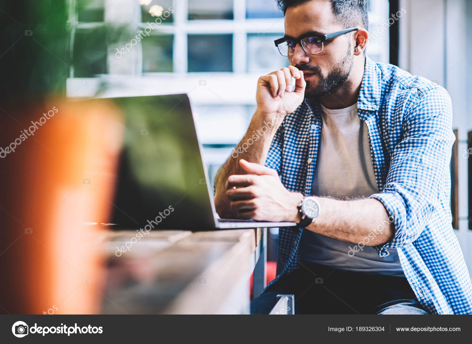 Thoughtful Developer Thinking Fixing Software Bugs Netbook Downloading ...