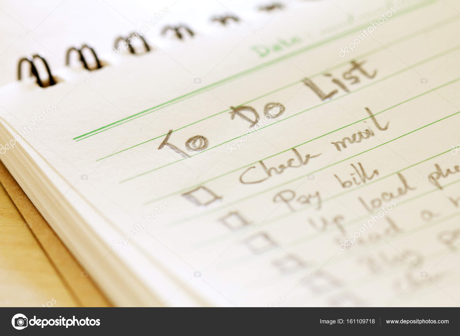 Close up Handwritten to do list plan in small note book — Stock Photo ...