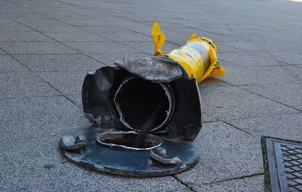 Broken pole Stock Photos, Royalty Free Broken pole Images | Depositphotos®