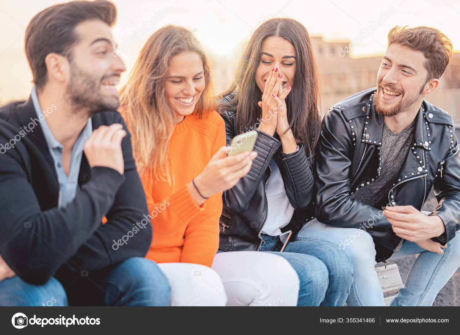 Group Four Friends Having Fun Together Two Women Two Men — Stock Photo ...
