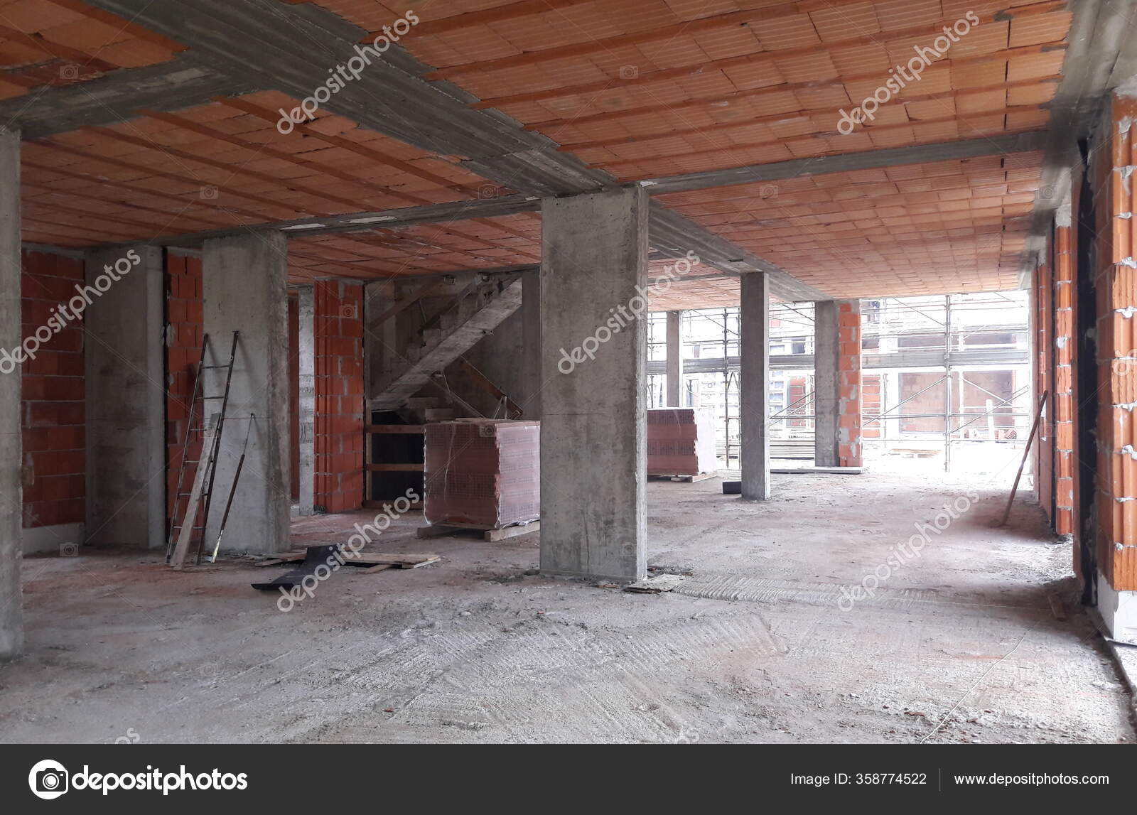 Work Progress Construction Site Stock Photo by ©AlfonsVen 358774522