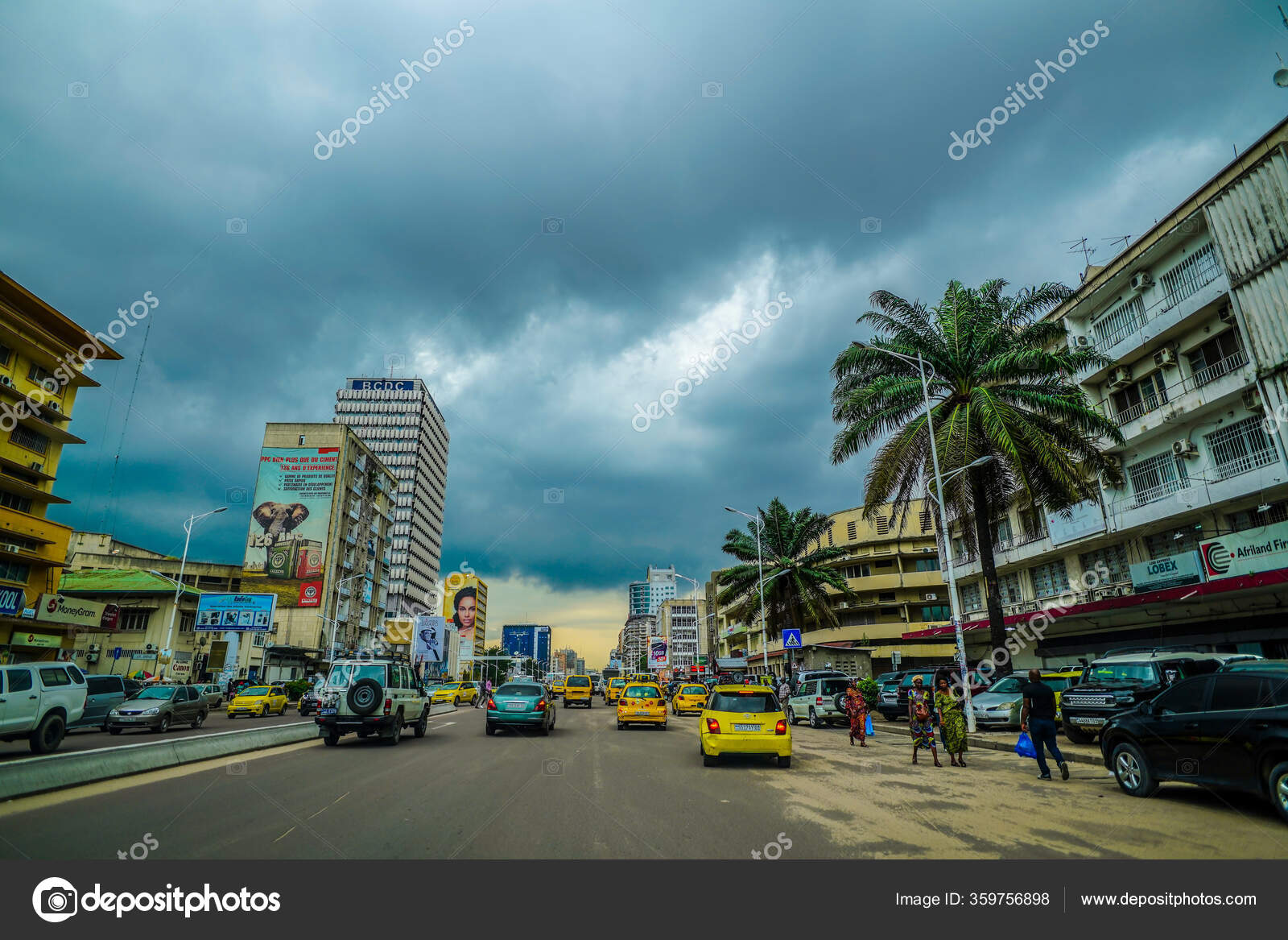 Kinshasa Congo January 2020 View City Street Buildings Traffic – Stock ...