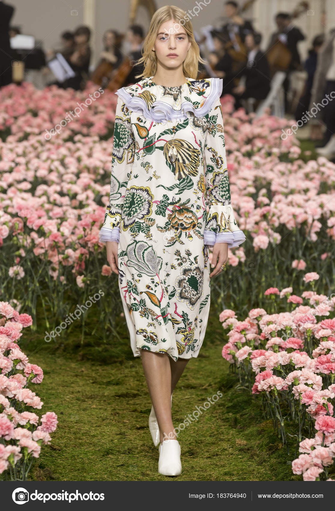 Tory Burch show - Fall Winter 2018, New York Fashion Week — Stock ...