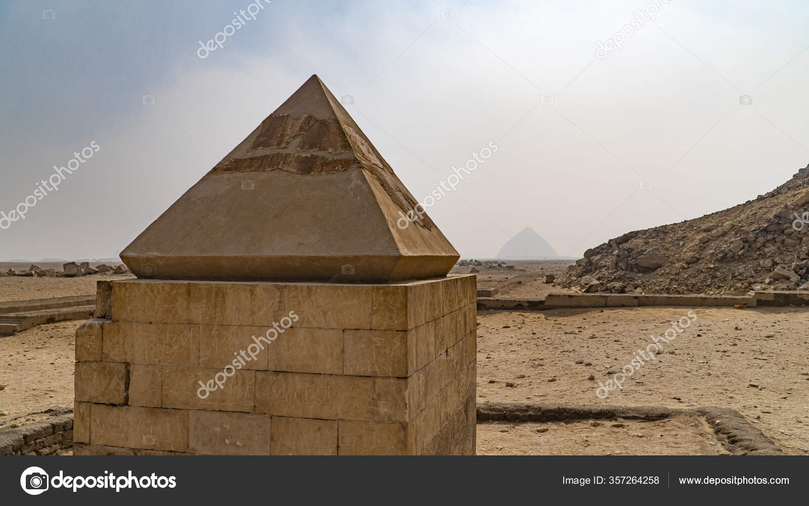 Red Pyramid Red Pyramid Also Called North Pyramid Largest Three Stock ...