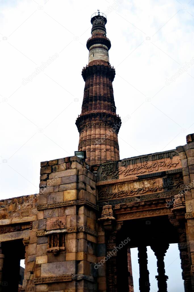 Qutub Minar Nueva Delhi, India, El minarete más alto de la India es una ...