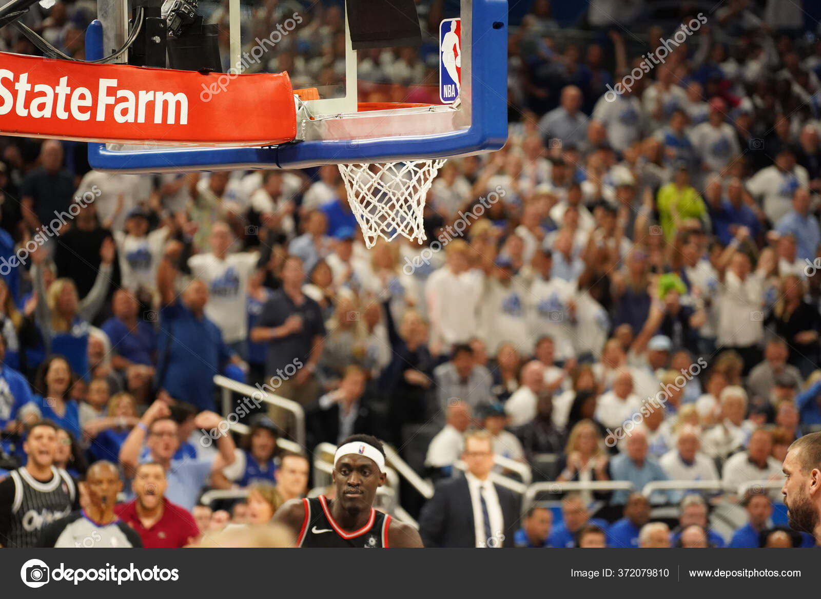 Orlando Magic Hosts Toronto Rapters Nba Playoff Amway Arena Orlando ...