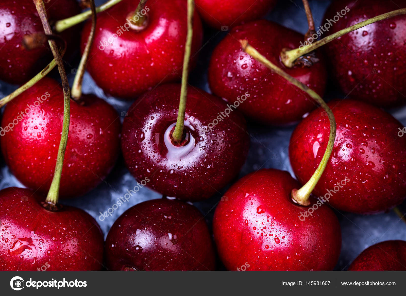Red cherry background Stock Photo by ©oxyzay 145981607