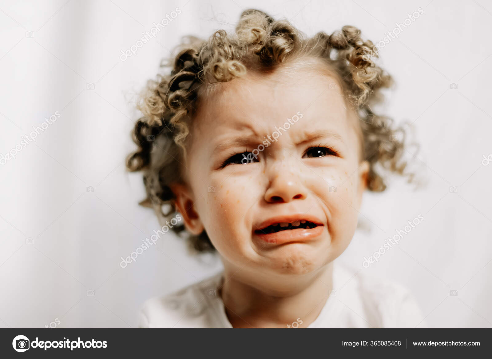 2019 Vinnitsa Ukraine Little Curly Girl Crying Very Emotionally Face ...