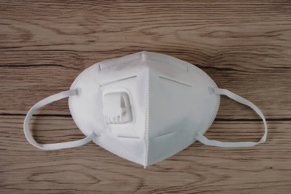 The white N95 mask has dust-proof and anti-virus protection. Has the ...