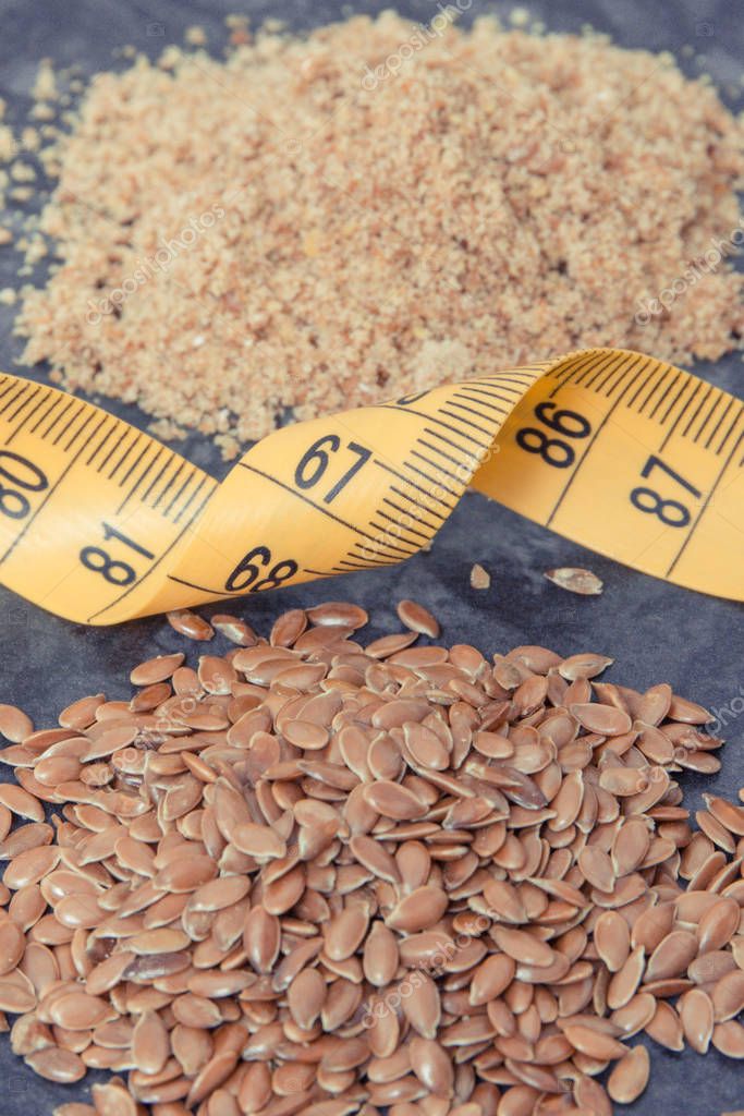 La linaza como alimento saludable que contiene vitaminas, fibra y ...