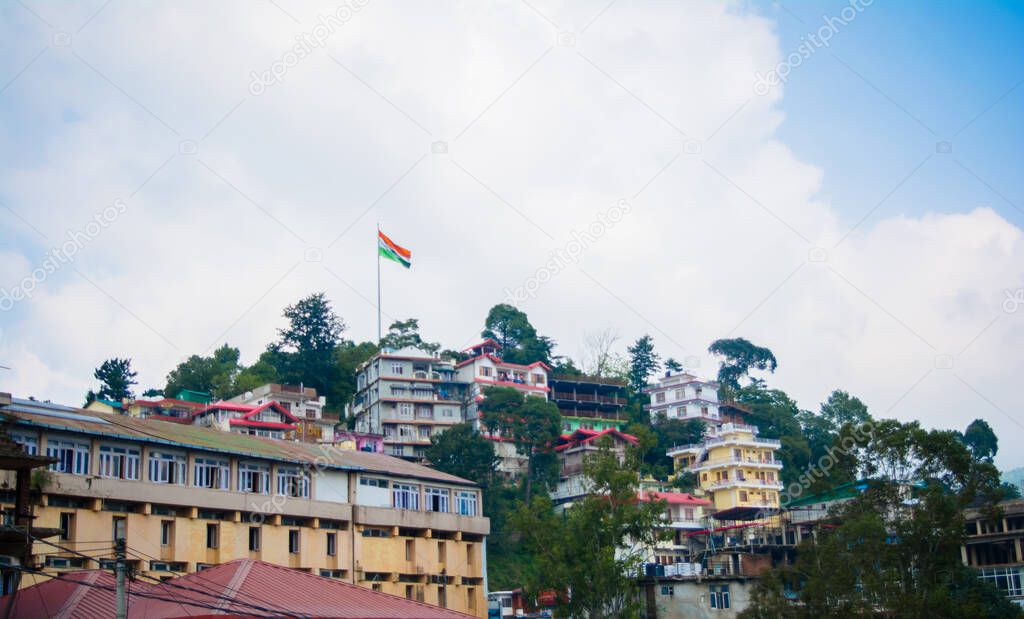 Ferrocarril Barog, La estación se encuentra en el Patrimonio de la ...