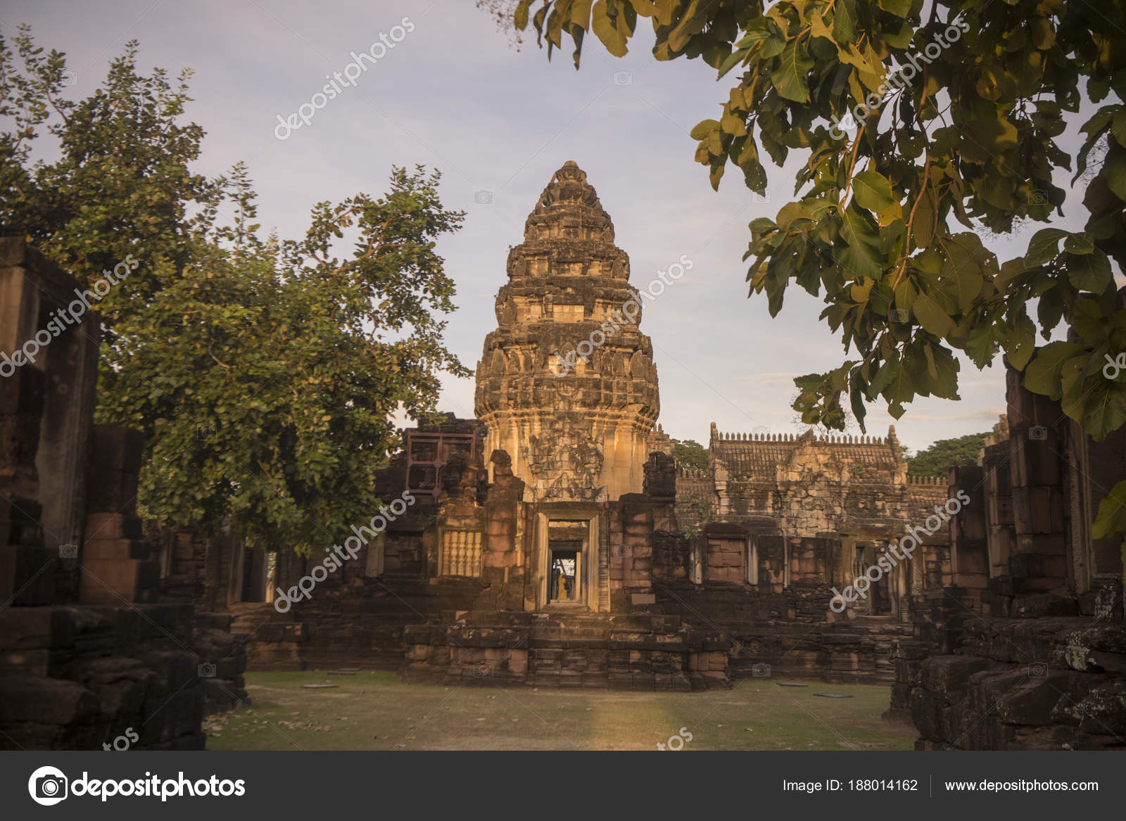 Khmer Temple Ruins Phimai Historical Park Phimai Festival Town Phimai ...