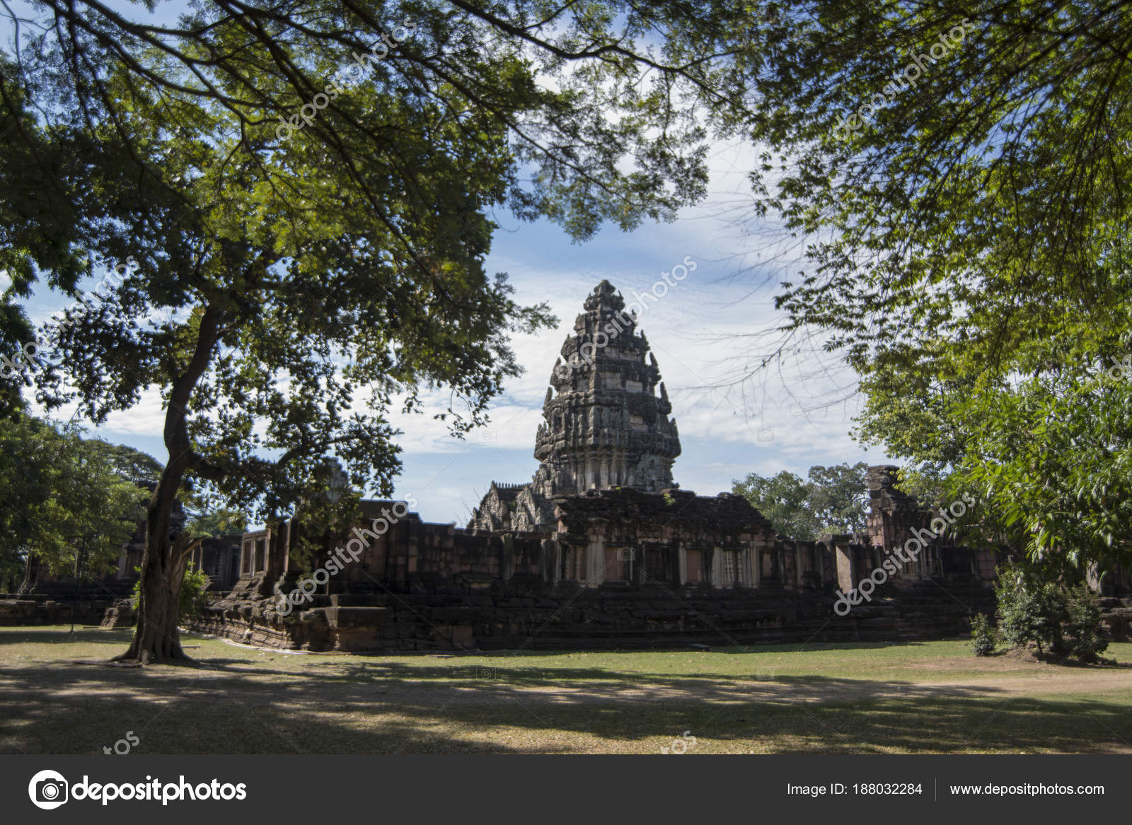 Khmer Temple Ruins Phimai Historical Park Phimai Festival Town Phimai ...