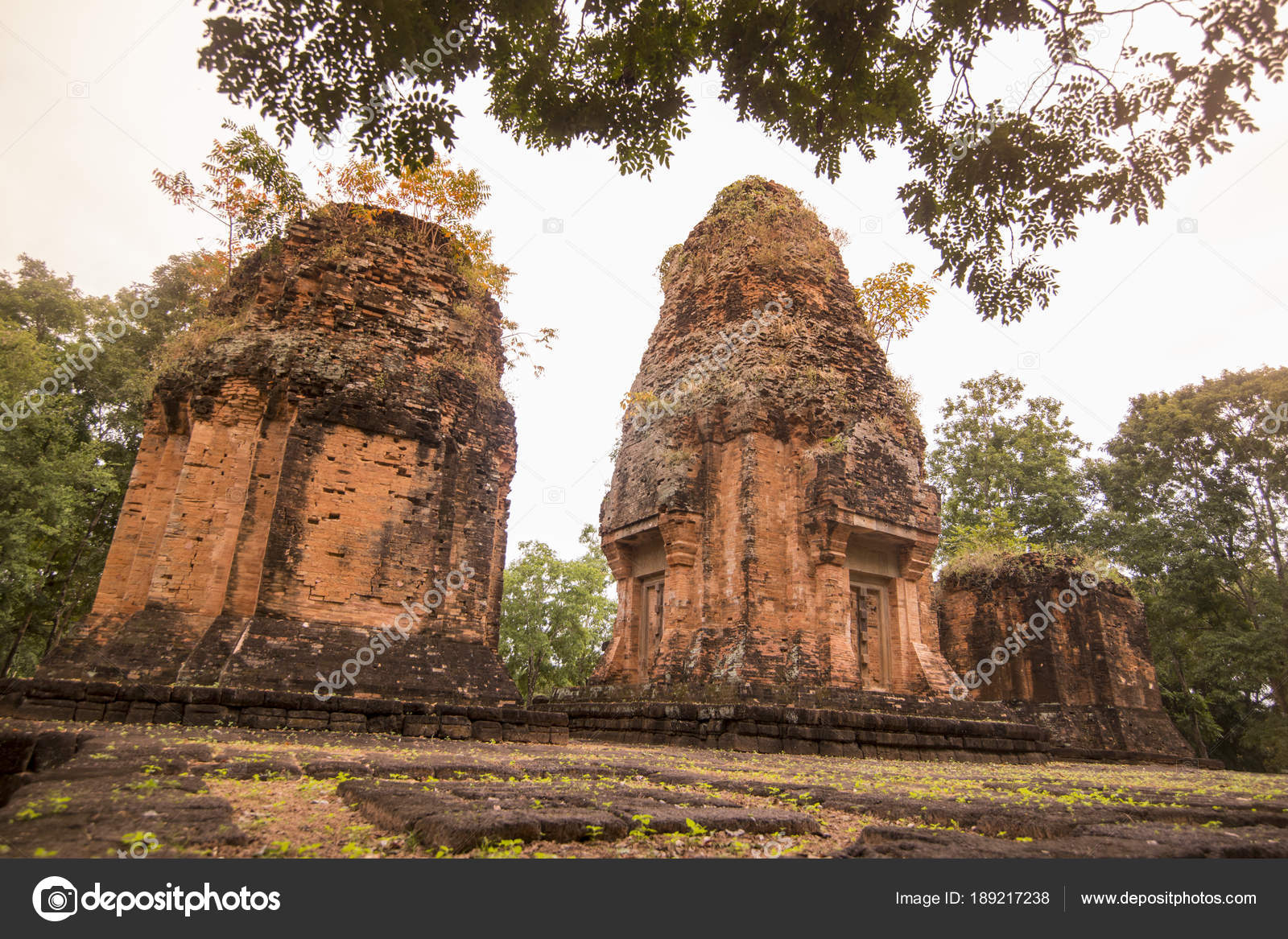Khmer Temple Prang Suan Taeng Town Ban Don Wai Province Stock Photo by ...